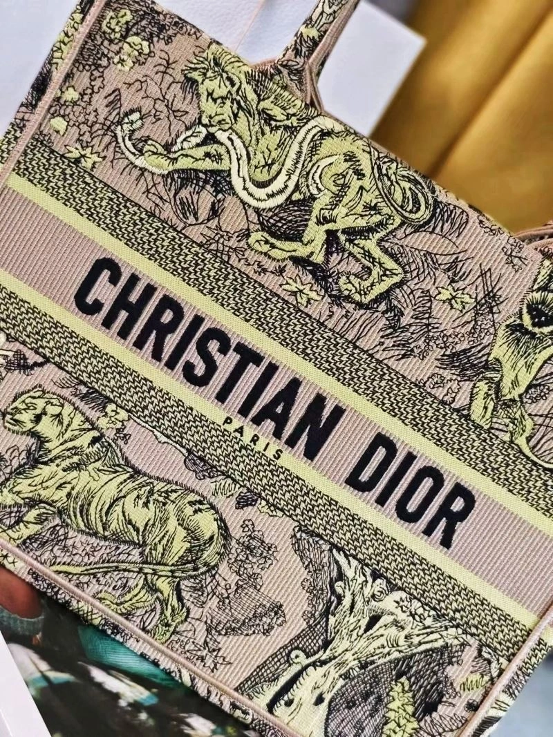 Economical Christian Dior Shopping Bags