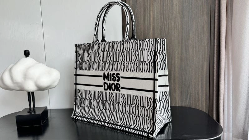 Value-priced Christian Dior Shopping Bags