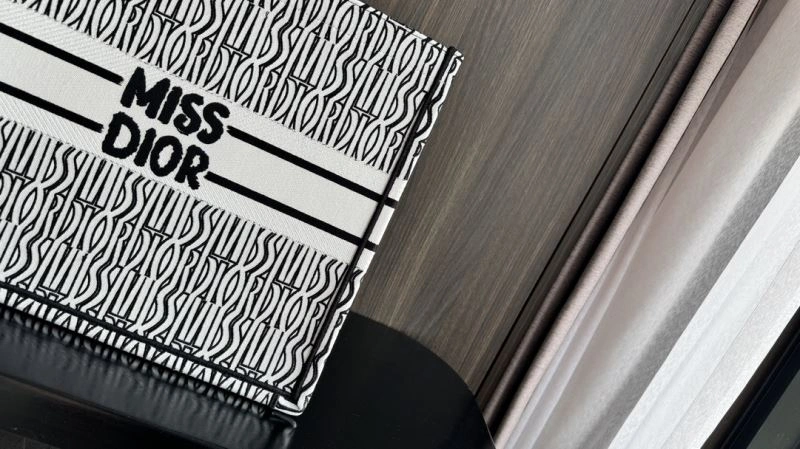 Value-priced Christian Dior Shopping Bags