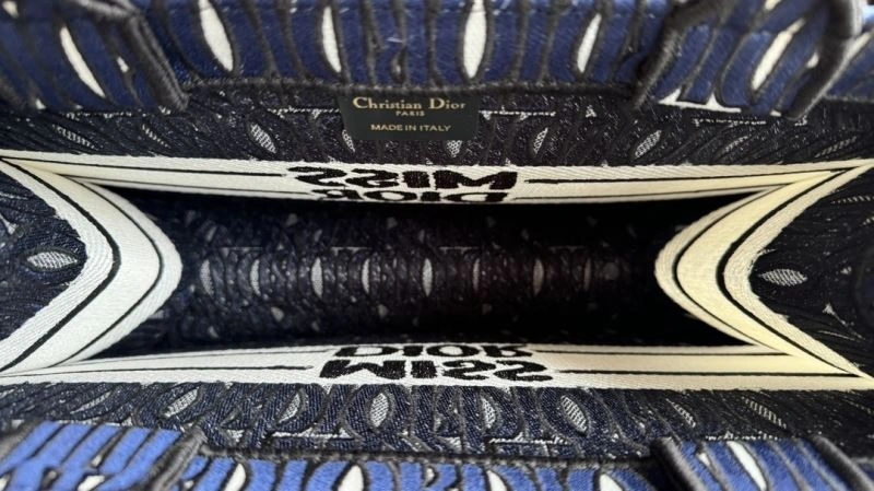 Inexpensive Christian Dior Shopping Bags