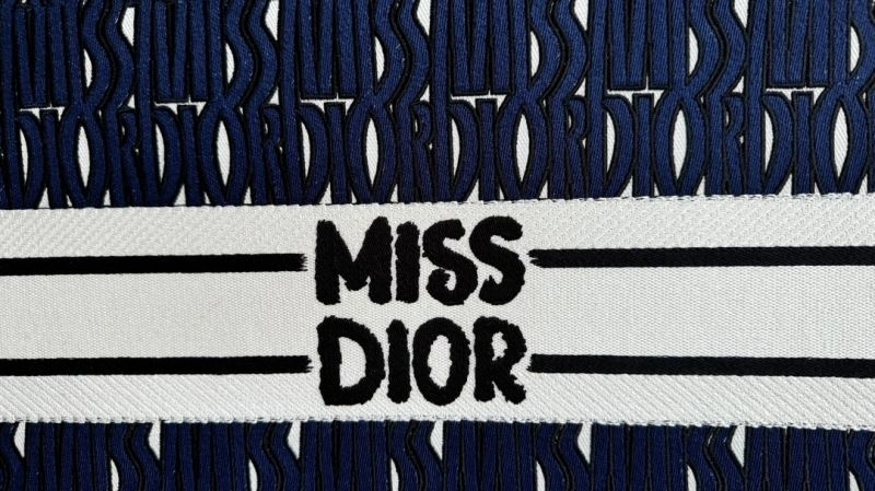 Low-cost Christian Dior Shopping Bags