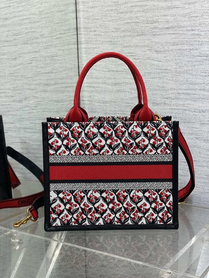 Top match Christian Dior Shopping Bags