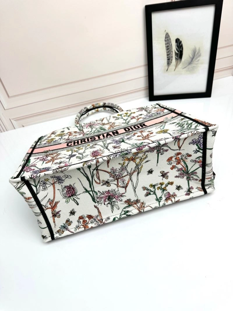 Economical Christian Dior Shopping Bags