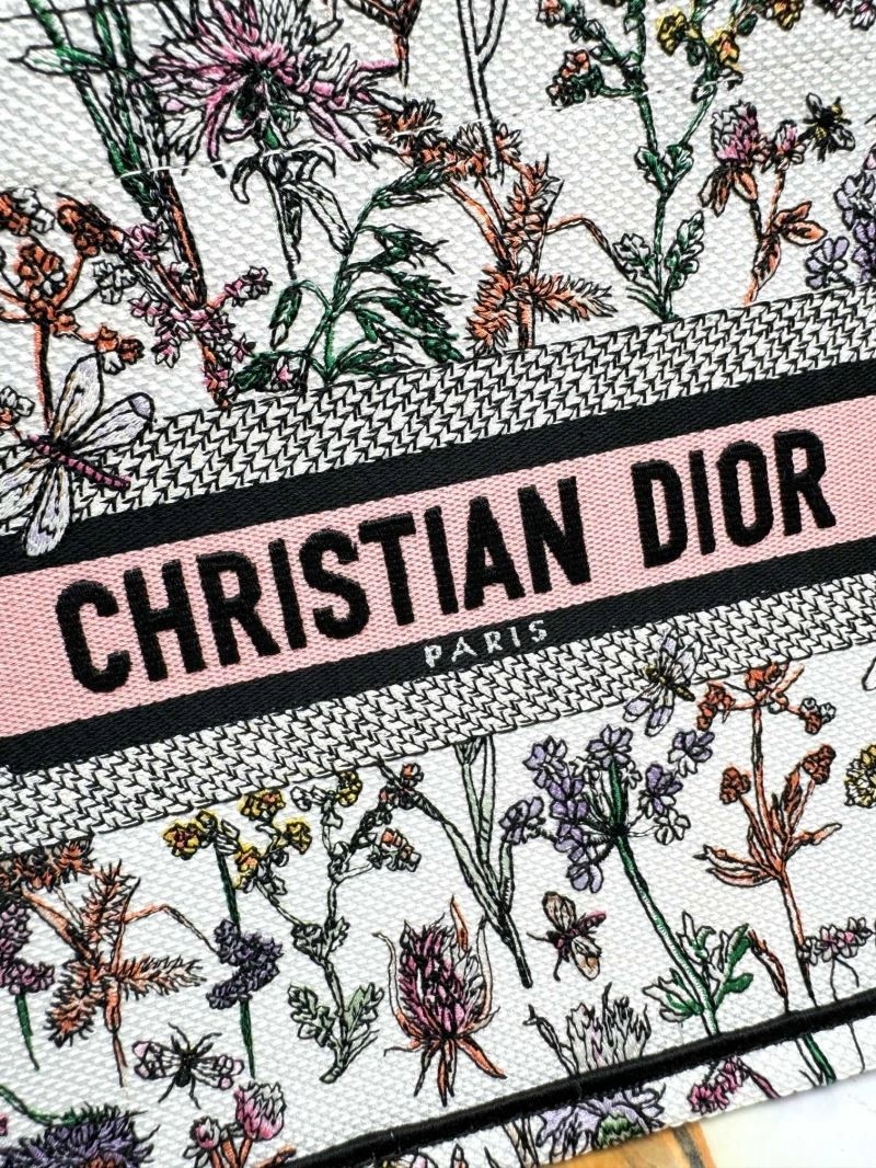 Top match Christian Dior Shopping Bags