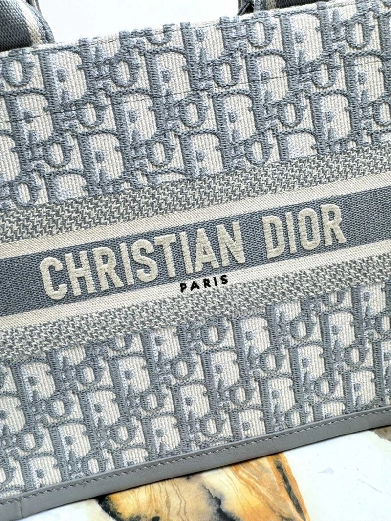 Exact replica Christian Dior Shopping Bags