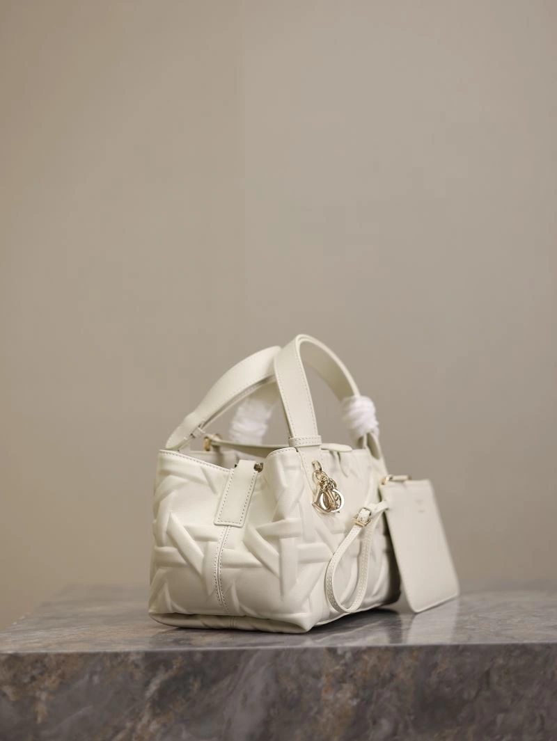 Reasonably priced Christian Dior Shopping Bags