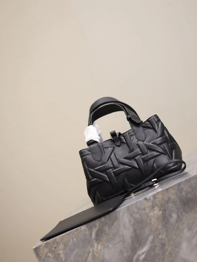 Bargain Christian Dior Shopping Bags