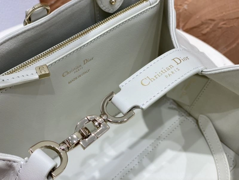 Economical Christian Dior Shopping Bags