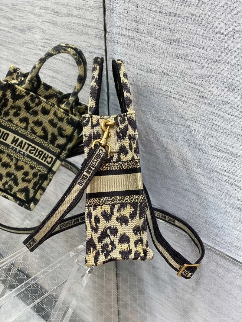 Official Christian Dior Shopping Bags