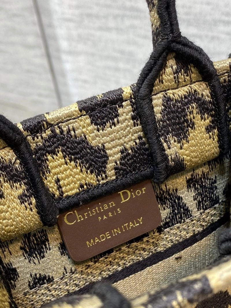 Official Christian Dior Shopping Bags