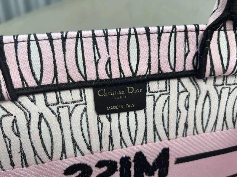 Top match Christian Dior Shopping Bags