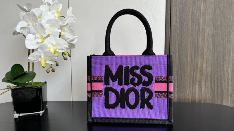 Official Christian Dior Shopping Bags