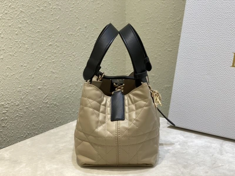 Legit Christian Dior Shopping Bags