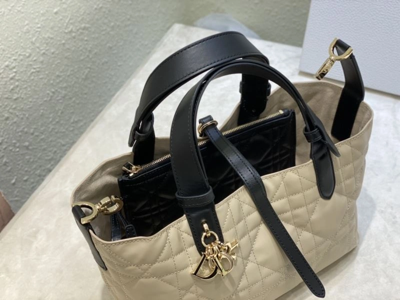 Legit Christian Dior Shopping Bags