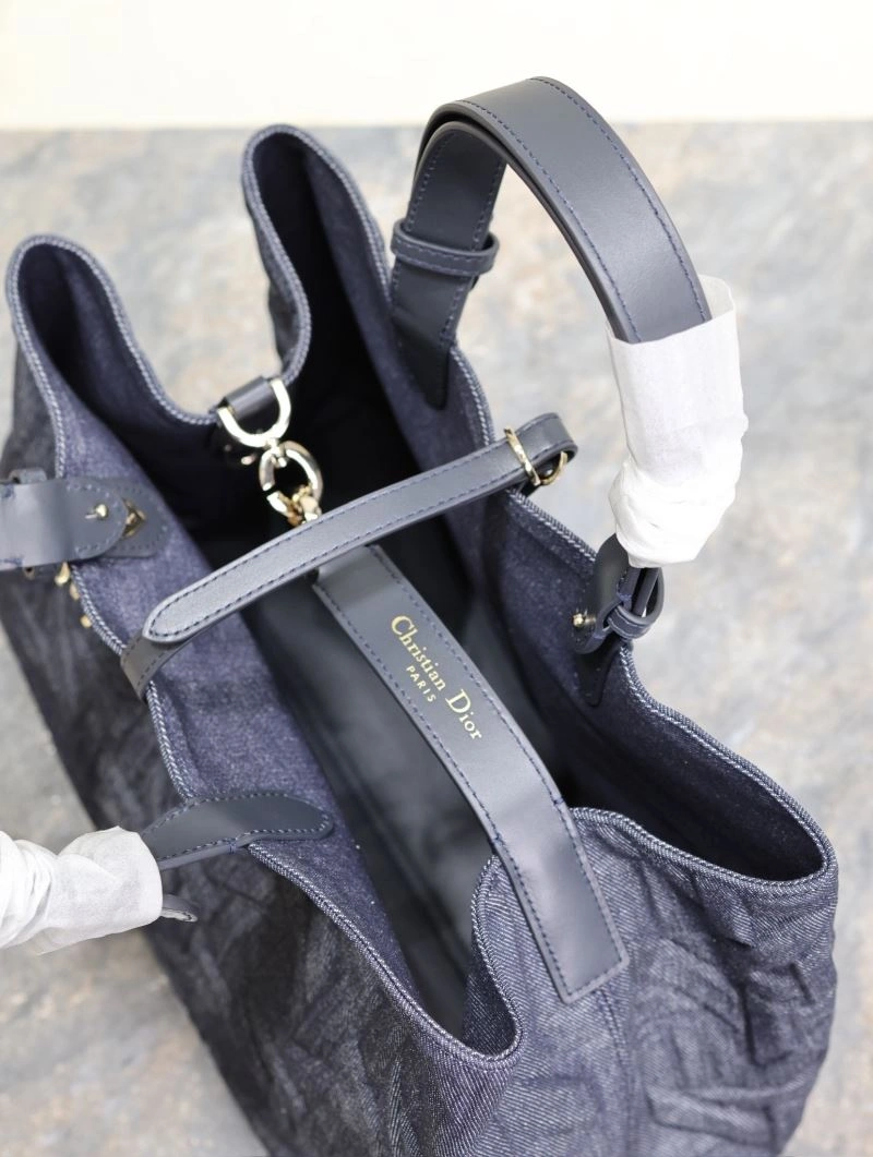 Bargain Christian Dior Shopping Bags