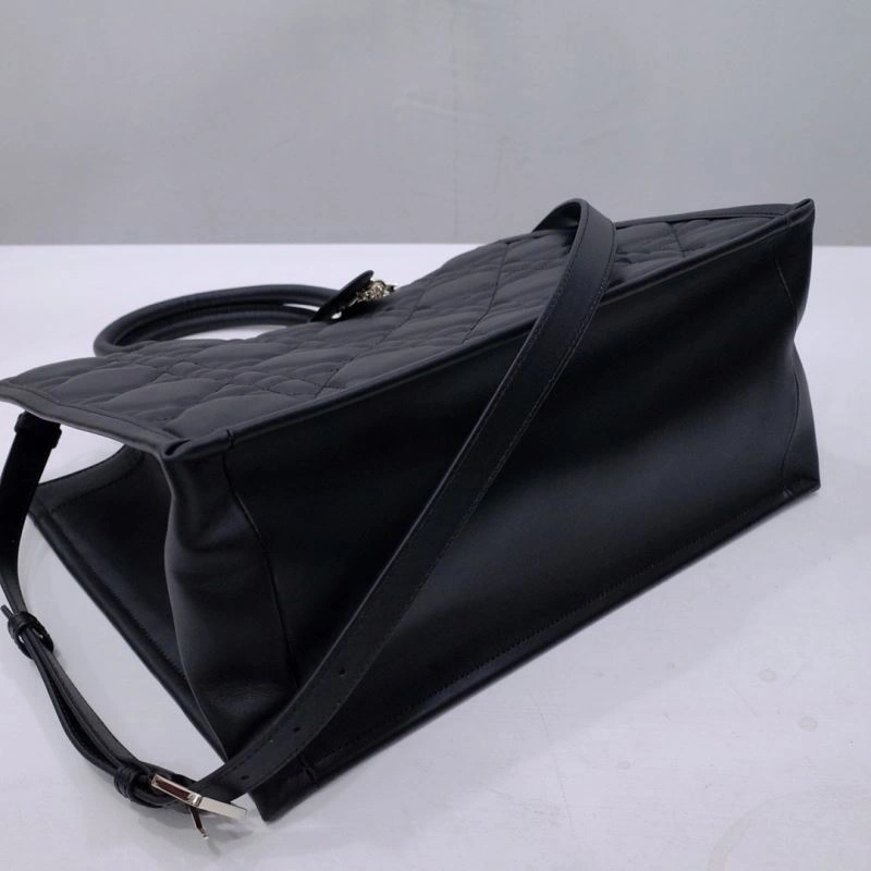 Bargain Christian Dior Shopping Bags