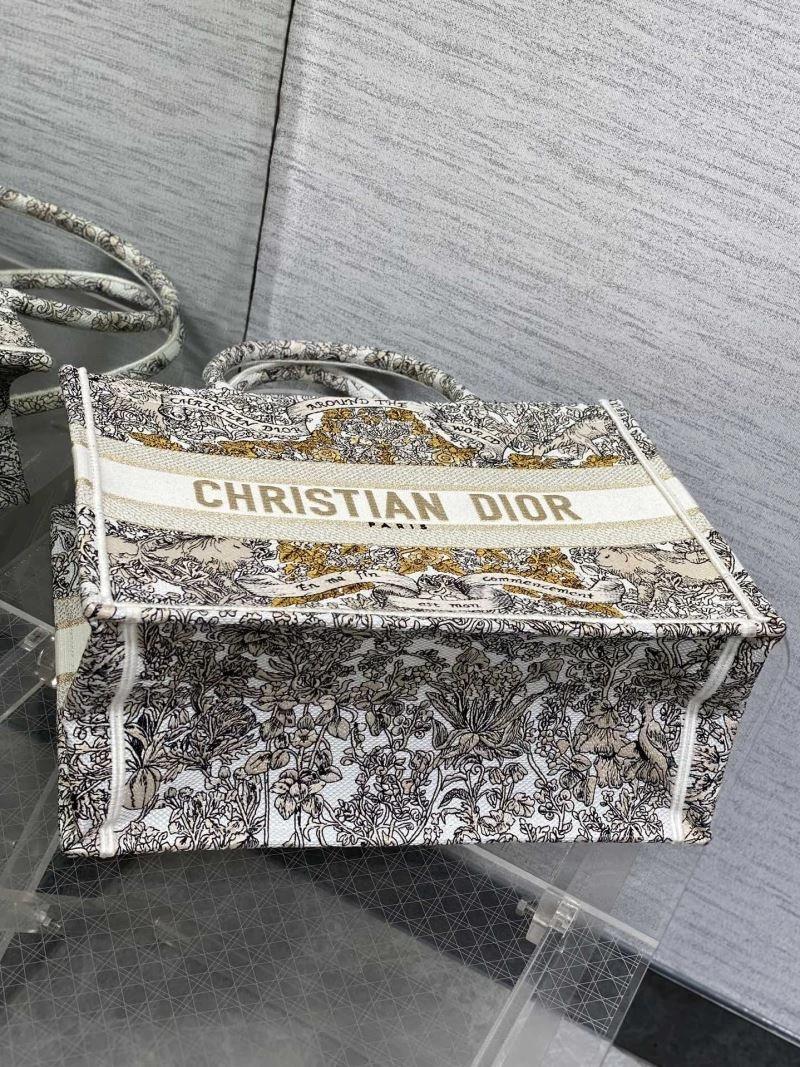 Value-priced Christian Dior Shopping Bags