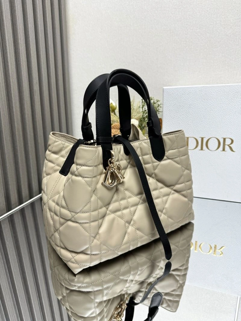Exact replica Christian Dior Shopping Bags