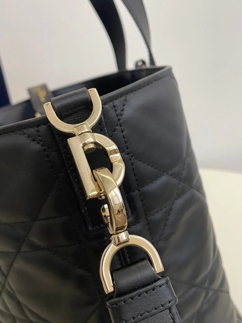 Exact replica Christian Dior Shopping Bags