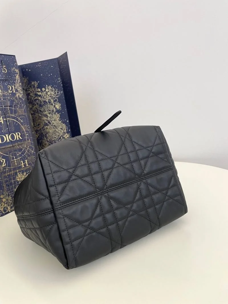Exact replica Christian Dior Shopping Bags