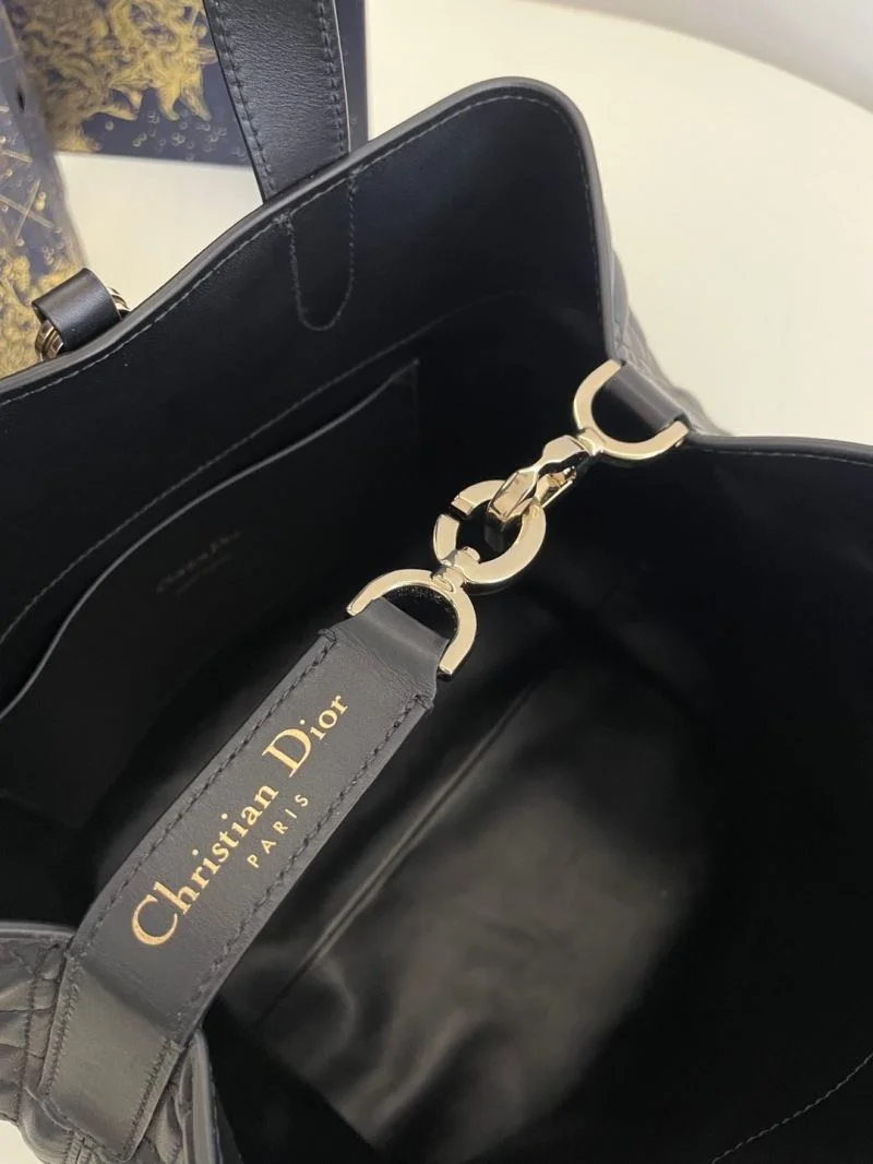 Exact replica Christian Dior Shopping Bags