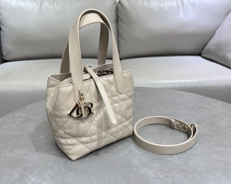 Inexpensive Christian Dior Shopping Bags