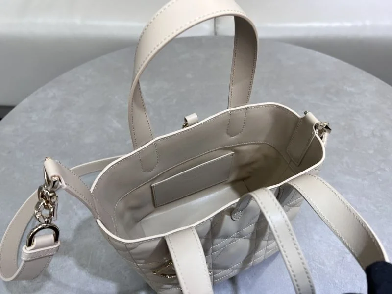 Inexpensive Christian Dior Shopping Bags