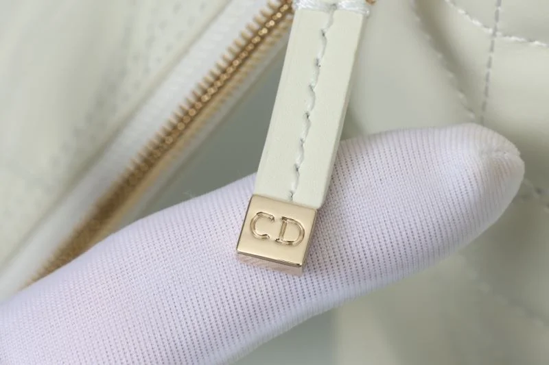 Low-cost Christian Dior Shopping Bags
