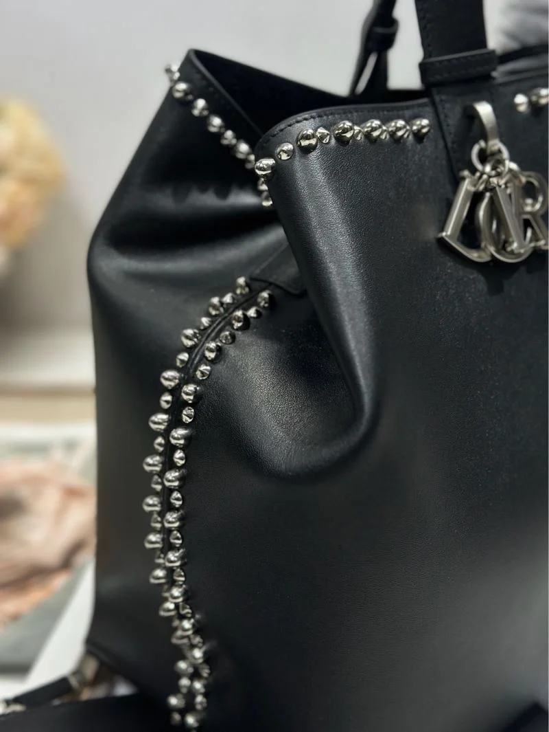 Indistinguishable Christian Dior Shopping Bags