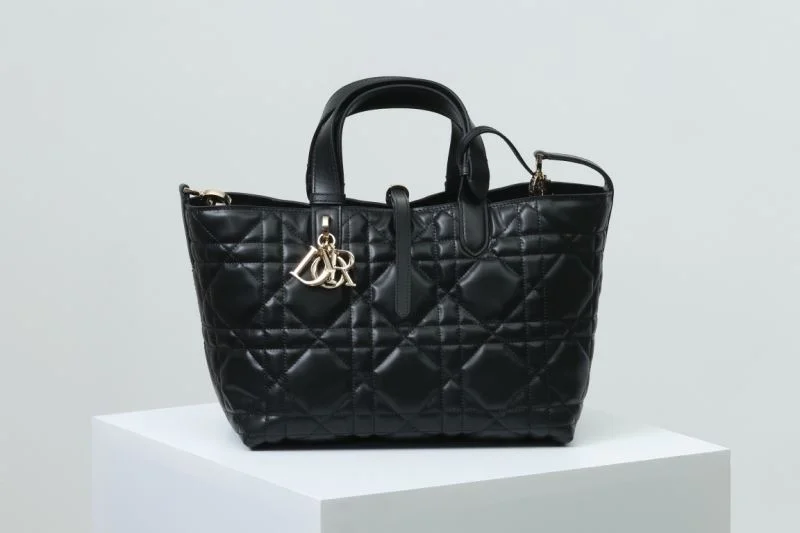 Legit Christian Dior Shopping Bags