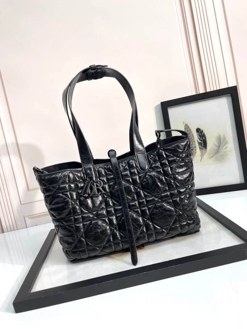 Inexpensive Christian Dior Shopping Bags