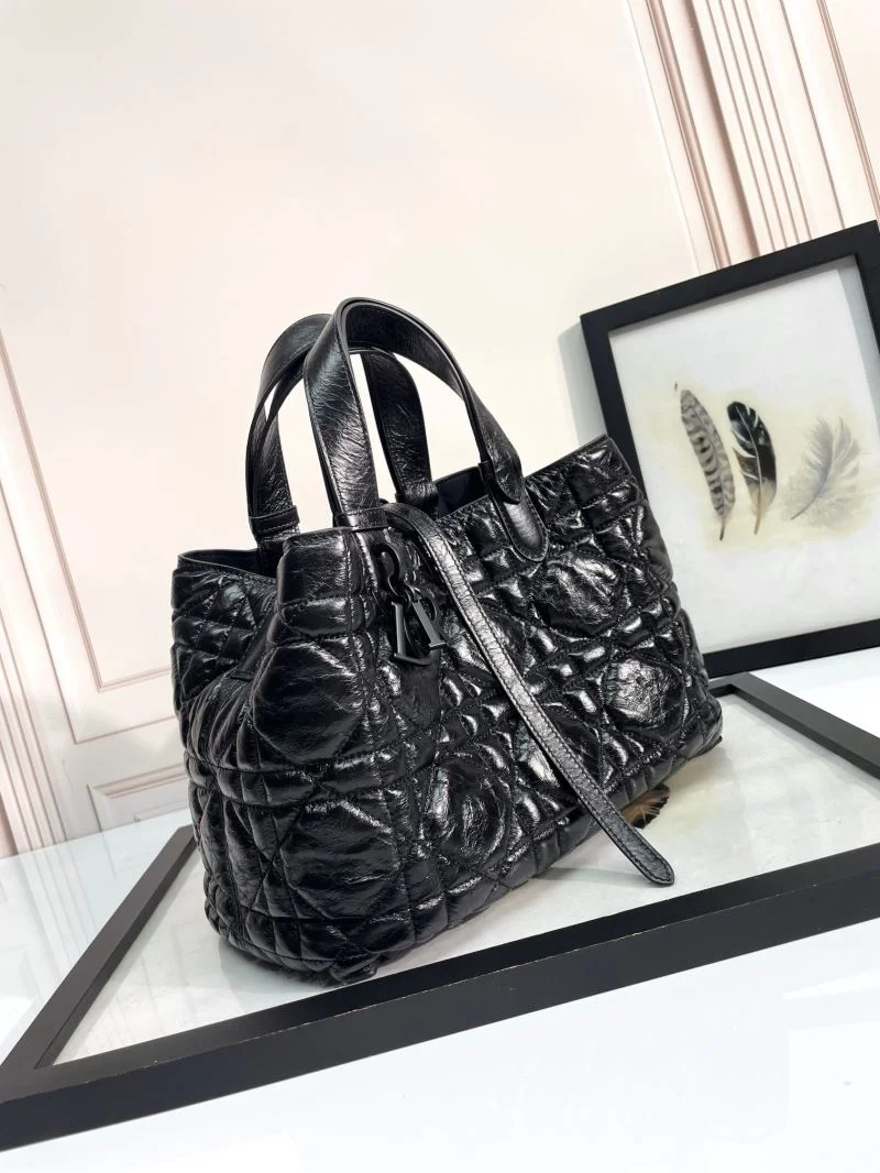 Inexpensive Christian Dior Shopping Bags