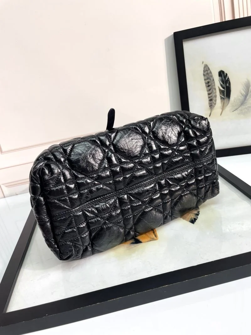 Inexpensive Christian Dior Shopping Bags