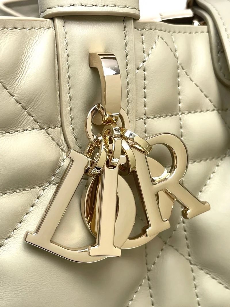 Exact replica Christian Dior Shopping Bags