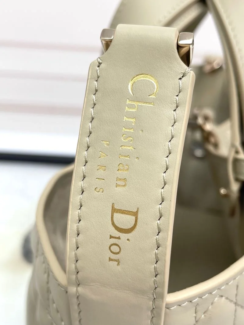 Top mirror Christian Dior Shopping Bags