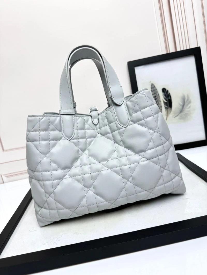 Top mirror Christian Dior Shopping Bags