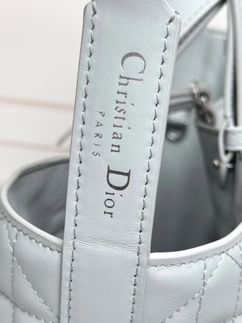 Top mirror Christian Dior Shopping Bags