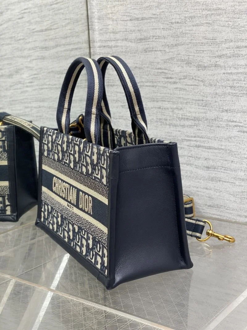 Legit Christian Dior Shopping Bags