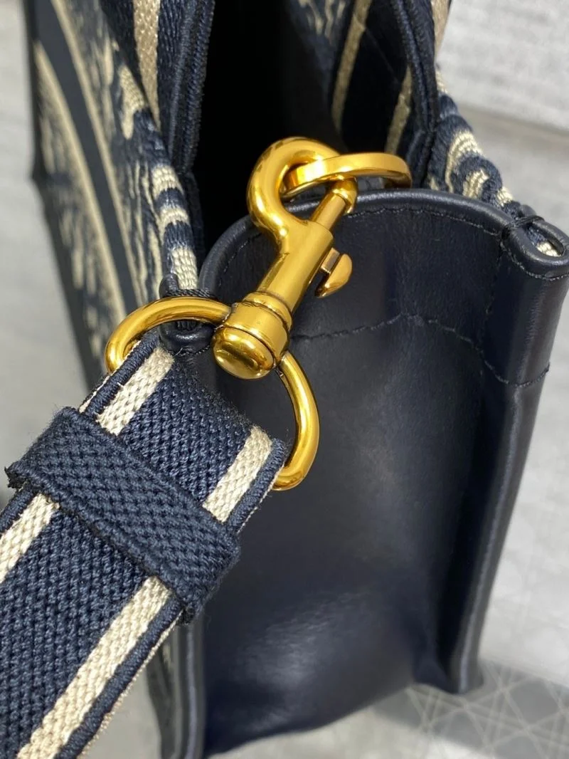 Mirror quality Christian Dior Shopping Bags