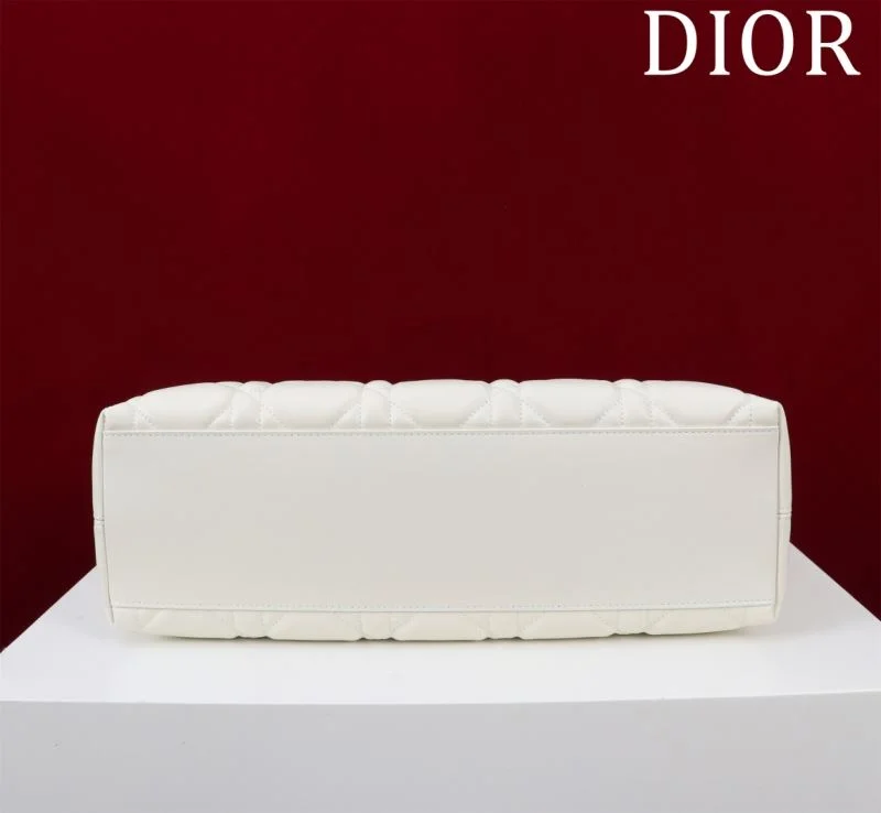 Value-priced Christian Dior Shopping Bags