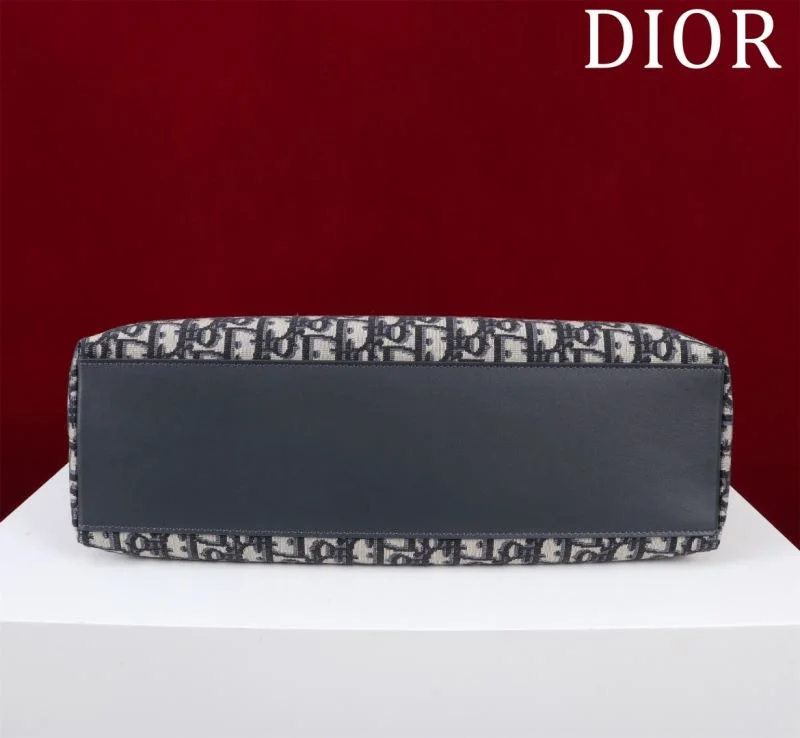 Legit Christian Dior Shopping Bags
