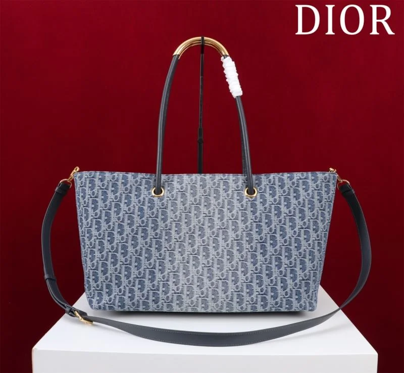 Christian Dior Shopping Bags