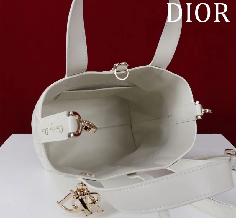 Inexpensive Christian Dior Shopping Bags