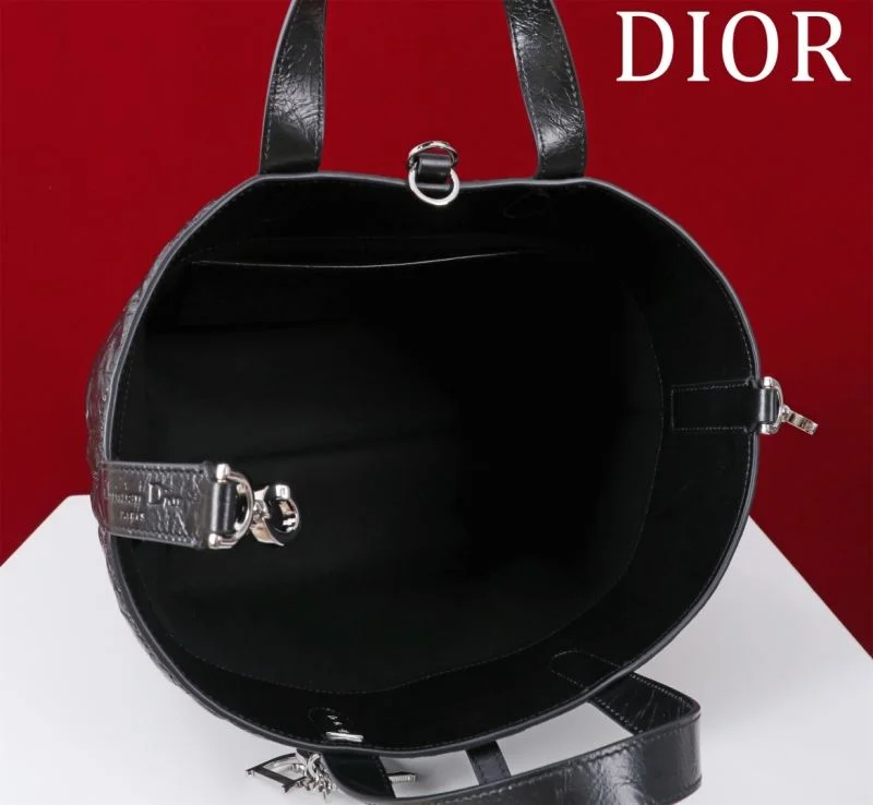 Low-cost Christian Dior Shopping Bags