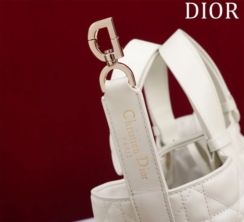 Top mirror Christian Dior Shopping Bags