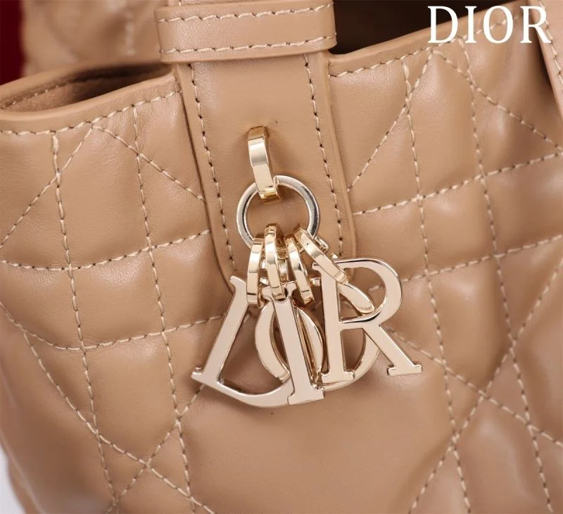 Top mirror Christian Dior Shopping Bags