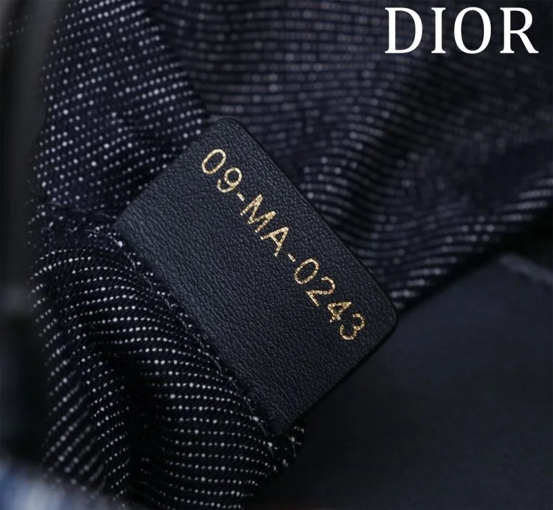 Reasonably priced Christian Dior Shopping Bags