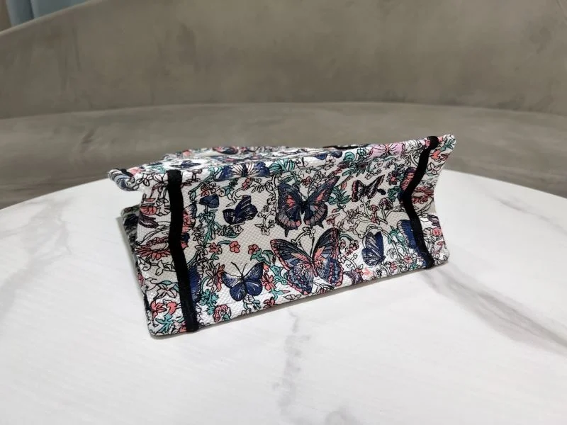 Low-cost Christian Dior Shopping Bags