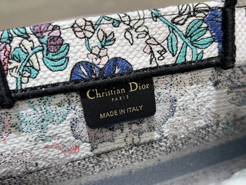 Low-cost Christian Dior Shopping Bags
