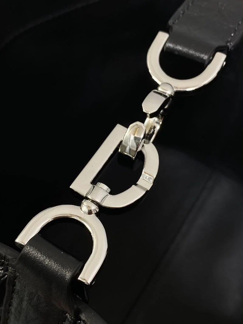 Indistinguishable Christian Dior Shopping Bags